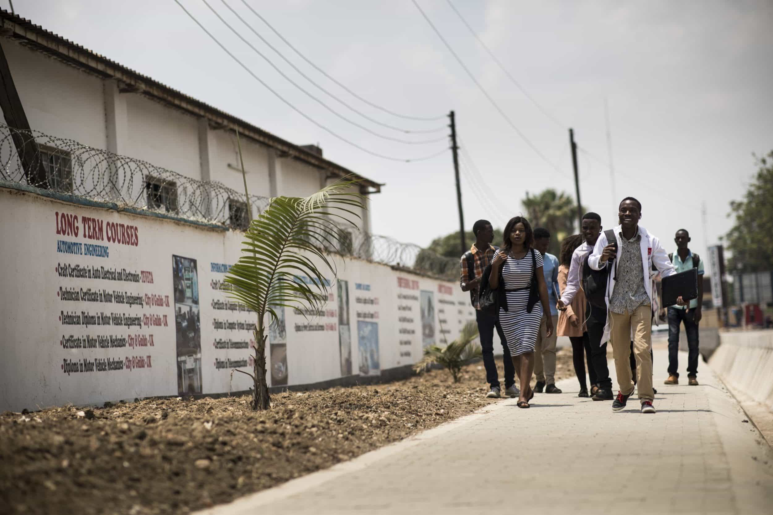 Transaid begins safe walking study in Cape Town and London - Transaid